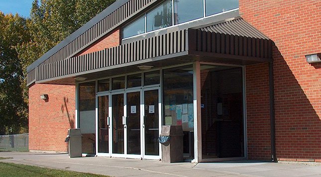 Shouldice Aquatic Centre