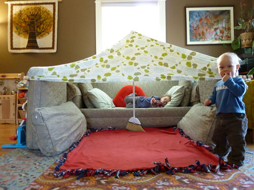 Weekend Activity: Build Your Own Epic Blanket Fort